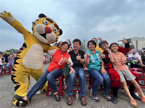 紙風車劇團 南投連演第2天，《武松打虎》接著來到好山好水南投水里⛰️感謝主辦單位 蔡培慧委員