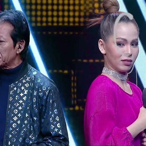 កញ្ញា វ៉ាន់នីឡា ឃើញ លោកពូ ណយ វ៉ាន់ណេត ដឹងតែត្រូវទៅវត្តលាងបាបហើយ 🤣