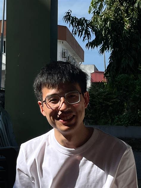 Wei Hao Huang Medium