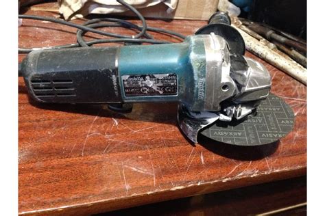 Угловая шлифмашина Makita 9558 HN - выгодная цена, отзывы ...