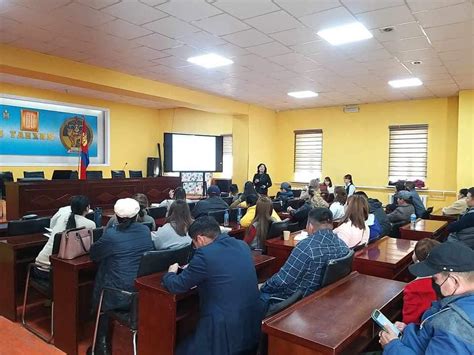 Иргэдэд Тоон гарын үсэг олгож мэдээлэл хийлээ Баянхонгор аймаг дахь улсын бүртгэлийн хэлтэс