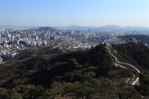 인왕산과성곽 서울연구데이터서비스