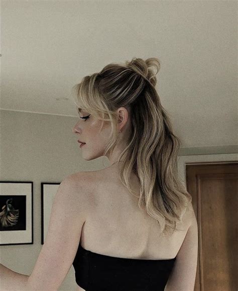 Pin Em Kiernan Shipka Em 2024 Loirinha Kina