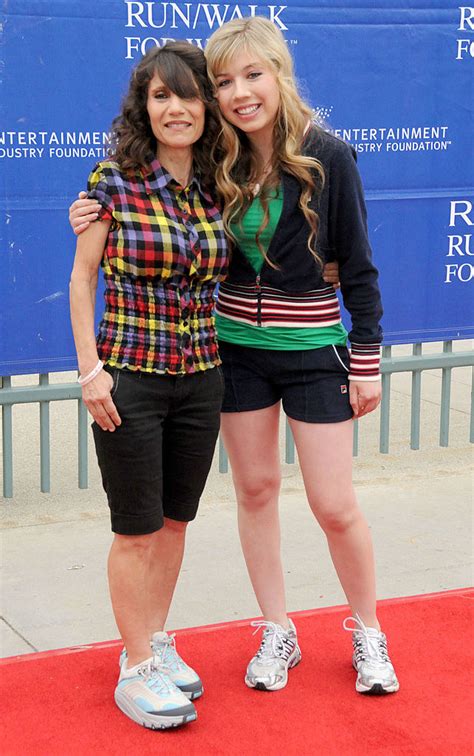 Jennette Mccurdy Moms Disowning Email Red Table Talk