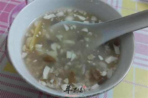 川贝炖瘦肉化痰止咳养脾胃润肺 苹果绿