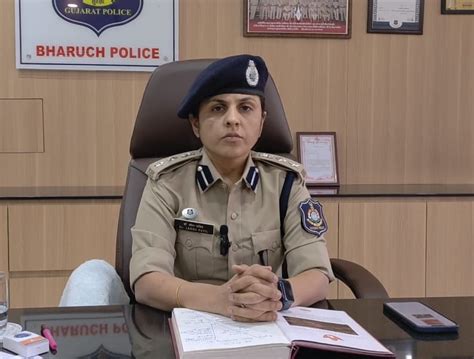 Ips Leena Patil Upscમાં બે વાર નિષ્ફળતા મળી પણ ગુરુએ કહેલુ શેર છલાંગ