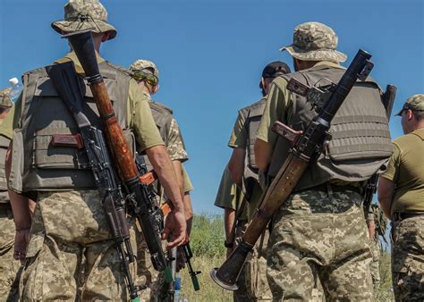 ЗСУ відбили російські атаки біля Урожайного