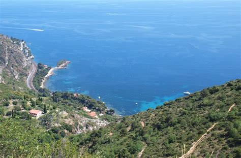 이유투어 니스 출발 지중해 에즈 And 생폴 And 모나코 공인 차량 투어