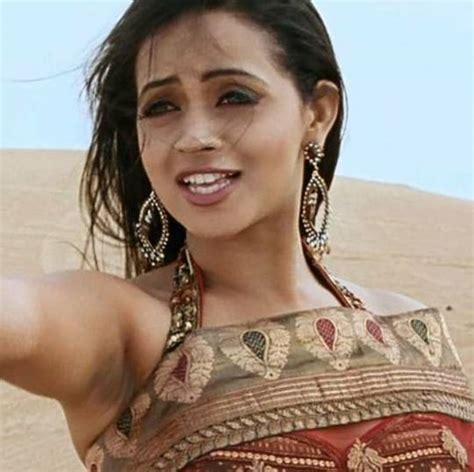 Bhavana Aka Karthika Menon Scrolller