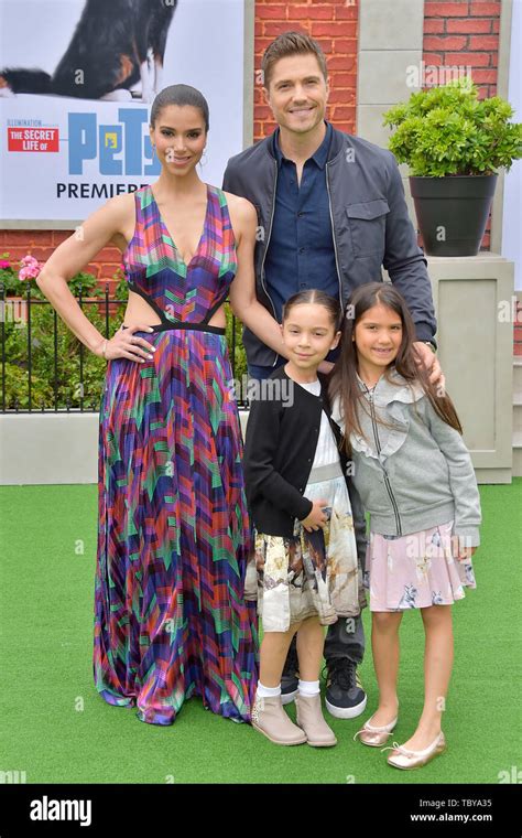 Filha De Eric Winter Épinglé Par Celli Lyon Sur Rookie Film