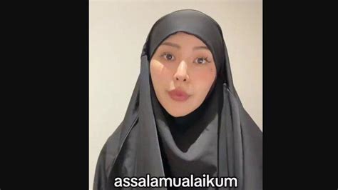Mantan Bintang Film Dewasa Jepang Rae Lil Black Memeluk Islam Ini