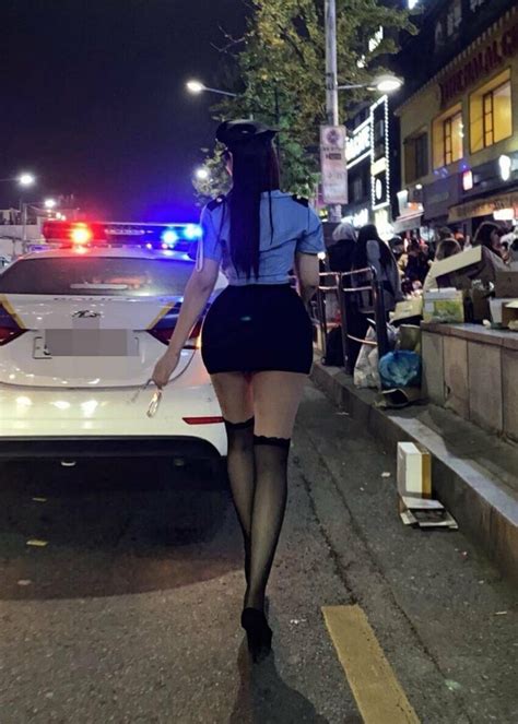 알라딘서재 논란의 할로윈 의상