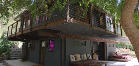 Where Is Sex Love And Goop Filmed Netflix Show Filming Locations