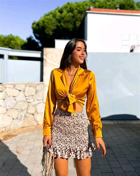 Modelando Ropa 15 By Bruixa25 On Deviantart