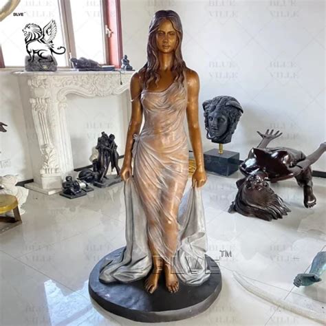 Outdoor Home Decor Metal Naked Sexy Woman Bronze Statues Garden Life