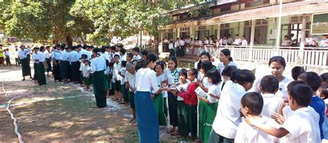 ကျွန်းစုမြို့တွင် ၇၆ နှစ်မြောက် လွတ်လပ်ရေးနေ့ အထိမ်းအမှတ် သတင်းစကား လက်ကမ်းစာစောင်များ ဖြန့်ဝေ