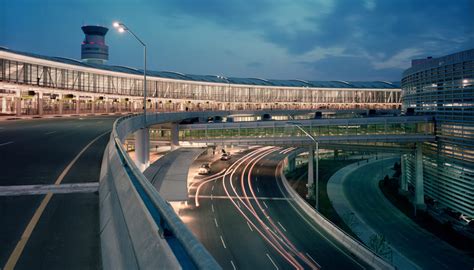 Toronto Pearson International Airport Terminal 1 Som