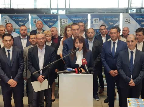 Севдалина Турманова се превърна в сензация в ГЕРБ