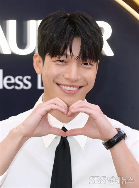 [e포토] 위하준 꿀 떨어지는 환한 미소