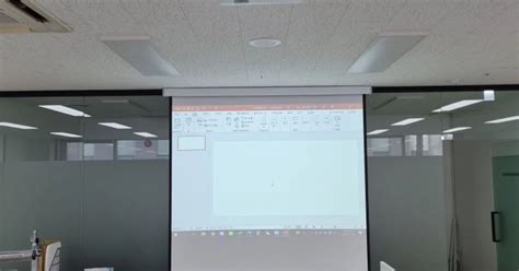 영등포 회사 회의실 빔프로젝터 스크린 설치 헤데오스 숨고 숨은고수