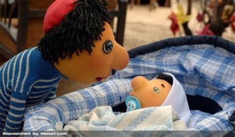 سینمایی کلاه قرمزی و بچه ننه شبکه نهال