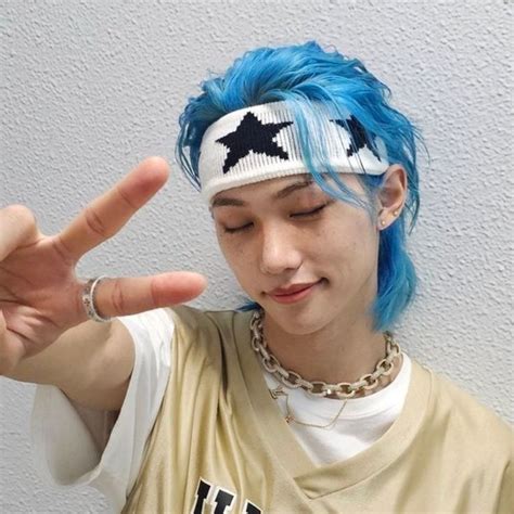 Хан перевёлся в новую школу задира не оставляет его без внимание Но… подростковаялитература