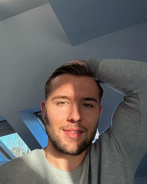 Biceps Flex R Malebiceps