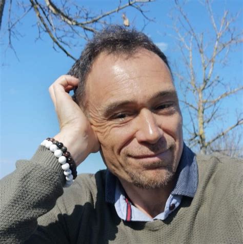 Contact Stéphane Triquet