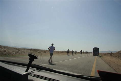 뒤를 돌아보는 지혜