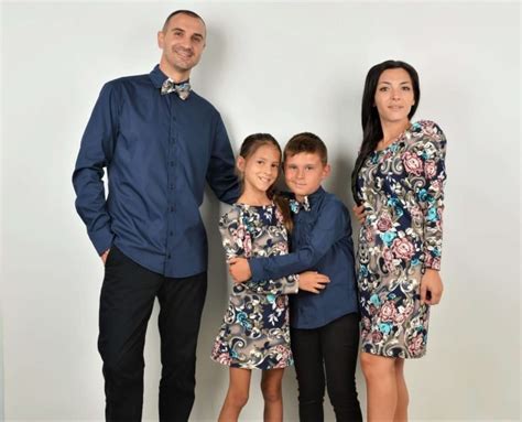 Рокли мама и бебе Дъщеря на Цветя с Буфан Ръкав