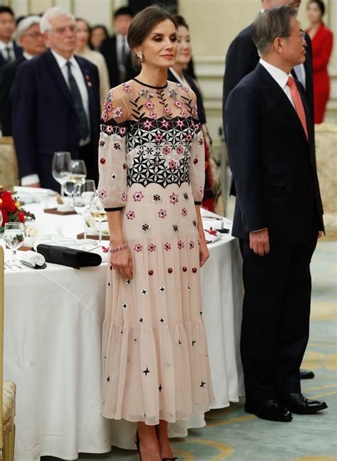 Что носила королева Летиция в Корее: ru_royalty — LiveJournal