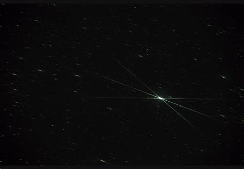 Star Diffraction During Focusing Rastrophotography