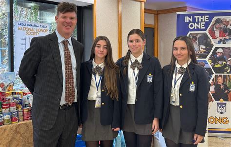 Kellenberg Memorial High School Collects 77000 Pounds Of Food In Great