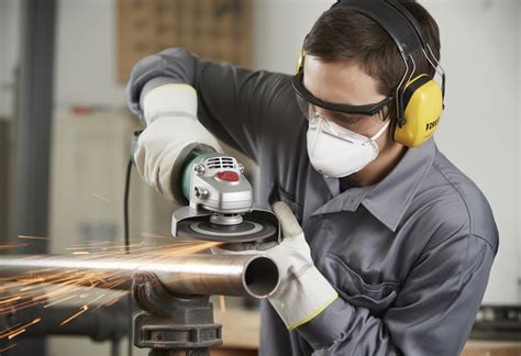 How To Use An Angle Grinder Safe Effective And Pro Techniques