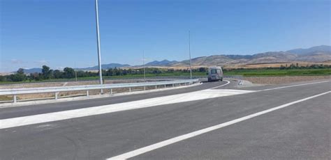 Отпочнуваат градежните работи на обиколницата Крива Паланка воведен времен режим на сообраќај