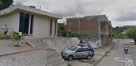 Criminosos Invadem Casa Matam Homem Atiram Em Policiais Militares E