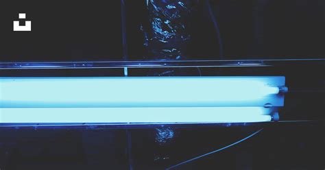 방에 있는 일부 조명의 클로즈업 사진 Unsplash의 무료 광 이미지