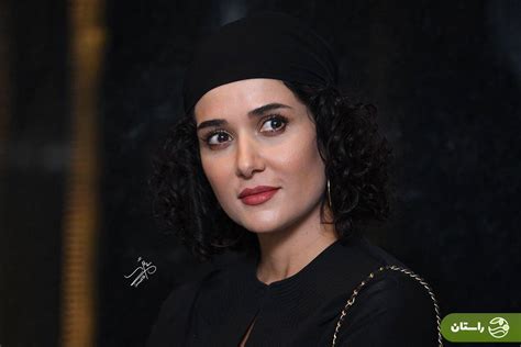 تصاویر‌ استایل پریناز ایزدیار در اولین اکران مردمی فیلم «زن و بچه