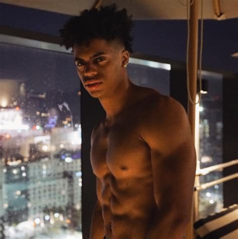 Deven Hubbard 23 Popglitz