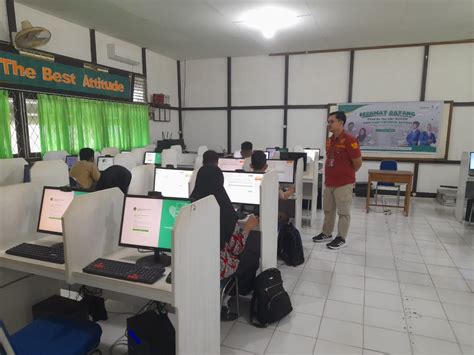 MAN 1 Ketapang Jadi Salah Satu Titik Lokasi Tes CBT SNPDB MAN Insan Cendekia Sambas MAN Insan