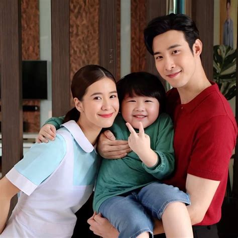 Ei Ei 🤩🍁ရည်းစားဟောင်းရဲ့အိမ်မှာ အိမ်ဖော်သွားလုပ်သောအခါ စောင်ကိုက်ရမယ့် အရိုတလိုင်းကားလေး 🙈💕😍