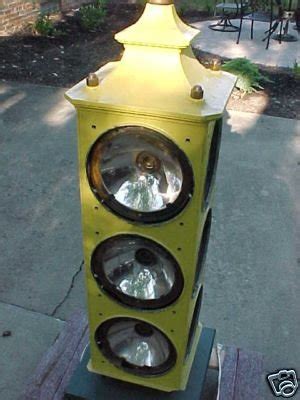 Vintage Crouse Hinds 4 Way Type D Traffic Signal Light 42709421