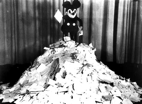 Early Photographs Show What Mickey Mouse Looked Like In The 1930s