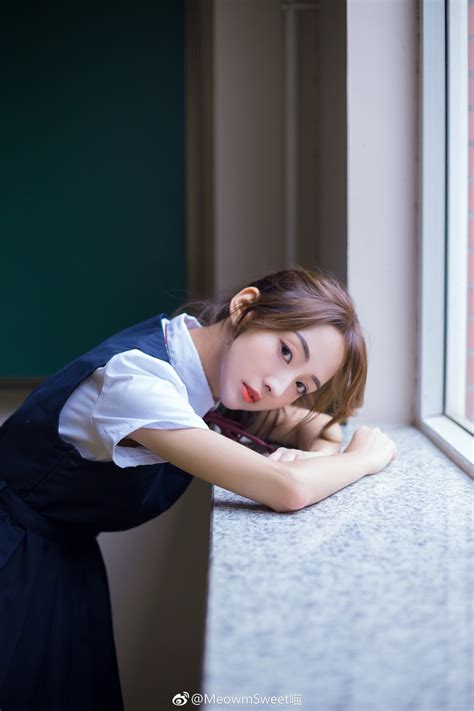 Sinh Vi N N Trung Qu C Kh Ng D M H C L N Cao V S Gi I Qu S Ch Ng