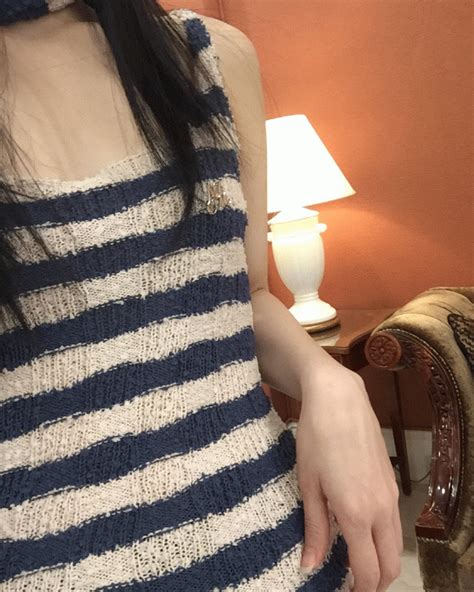 데이빈 [단독] 돌핀 배색 나시 탑 T 스카프 Set