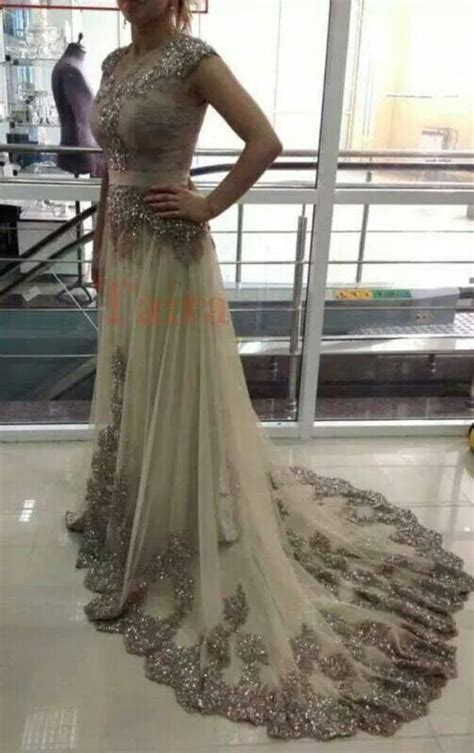 Pin De Anita Ansari En Shalwar Kameez Vestidos Nude Pink Vestidos Para Eventos