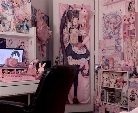 Pin By Sorina On Quick Saves Otaku Room Pretty Room Cute Room Ideas