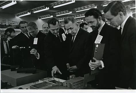 Iverieli ალექსეი კოსიგინი და გივი ჯავახიშვილი ლონდონში ვიზიტზე