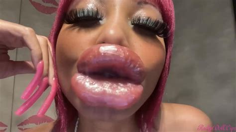 Rubydolllipzs 4 15 25 Growing Xxxxl Doll Lips Rubydolllipz Clips4sale