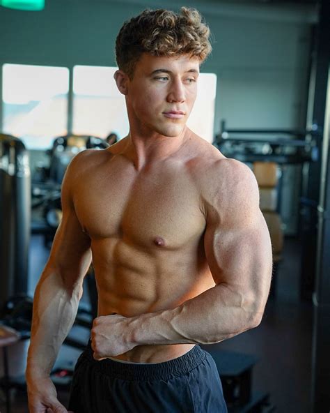 Gym Bods 2024373